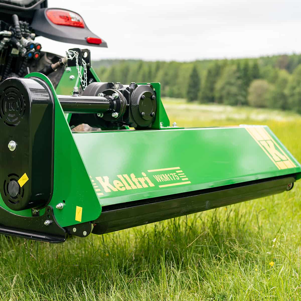 Flail mower 1.95 m | Affordable grassland machines from Kellfri