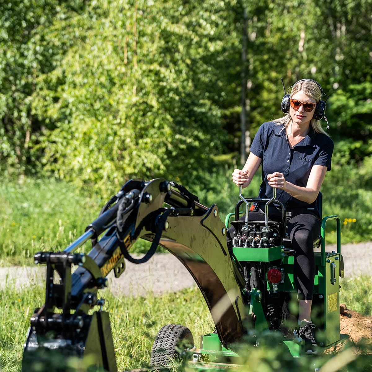 Backhoe Digger 360° | ATV | Kellfri