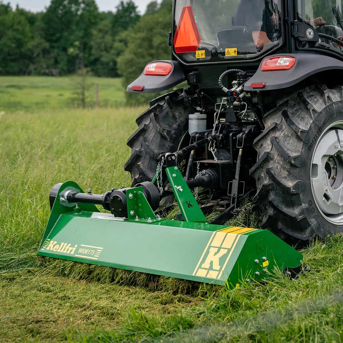 Flail mower 1.95 m | Affordable grassland machines from Kellfri